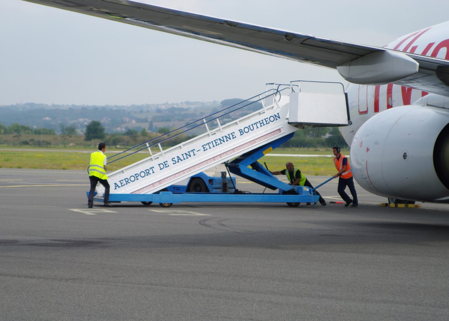 Aéroportuaire - Nettoyage aéroport - CONDAMIN Nettoyage